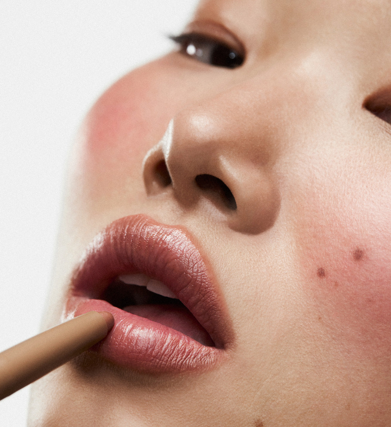 peptide lip shape | rhode skin